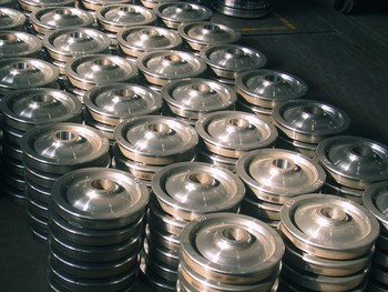 Quality AAR Standard Train Steel Rail Wheels Trolley Wheel Forged for sale