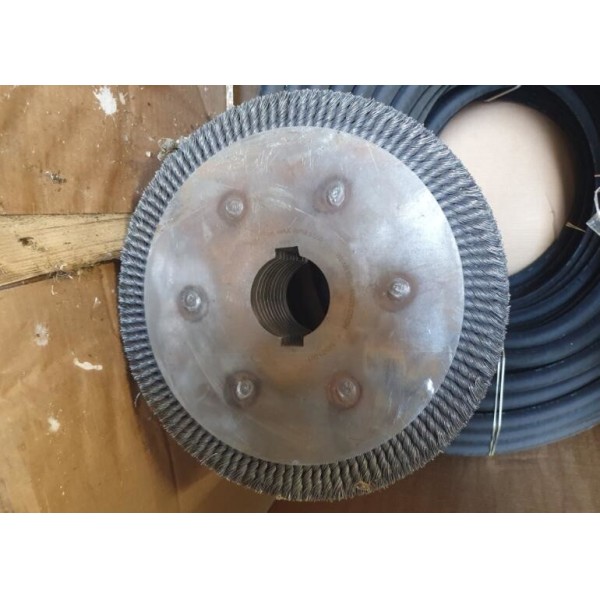 Quality Heavy Duty Twisted 18 Inch Knotted Wire Wheel Brush Roller For Rust Removal for sale