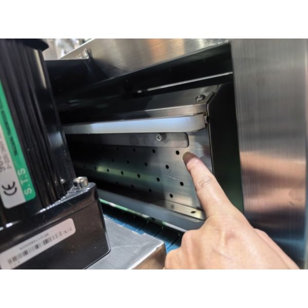 Quality 6000pcs/hour Steam Sleeve Shrinking Machine 50/60Hz for Bottle Label Application for sale