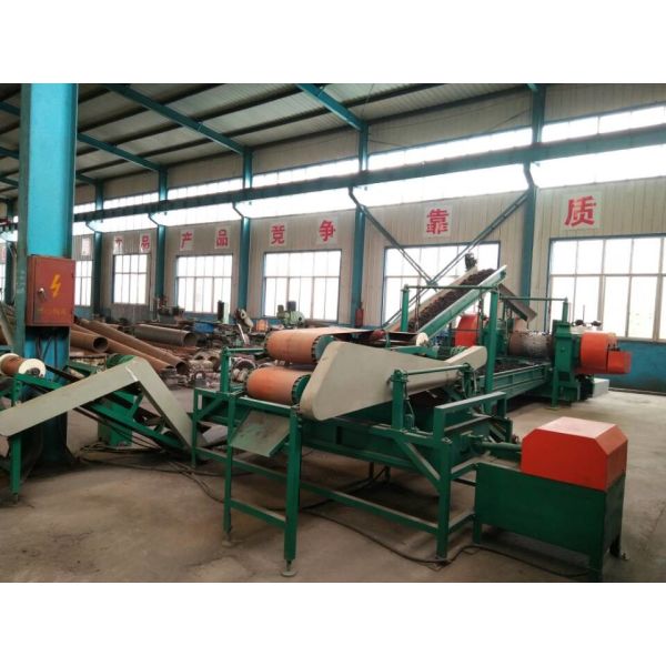 Quality 60KW Scrap Tire Shredder Tyre Crushing Machine Full Automatic for sale