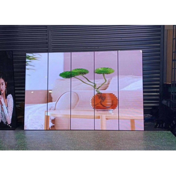 Quality SMD2020 P2.5 Portable Creative LED Display 900nits for sale