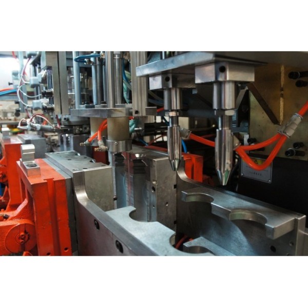 Quality PP GSK Healthy food container blow molding machine with post cooling neck rotation cutting for sale