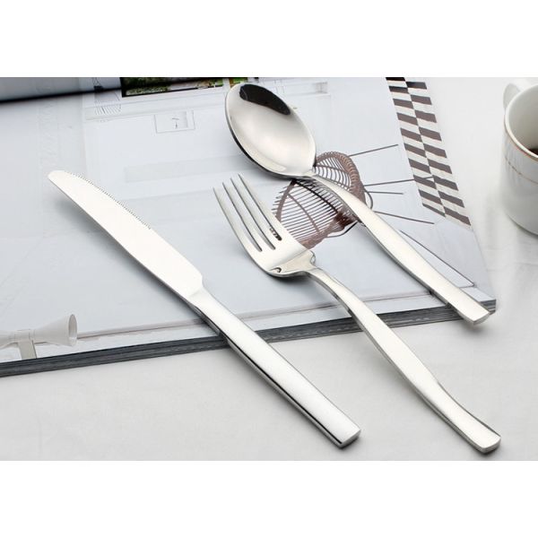 Quality Glossy 25Pcs Stainless Steel Cutlery Flatware Set For Restaurant for sale