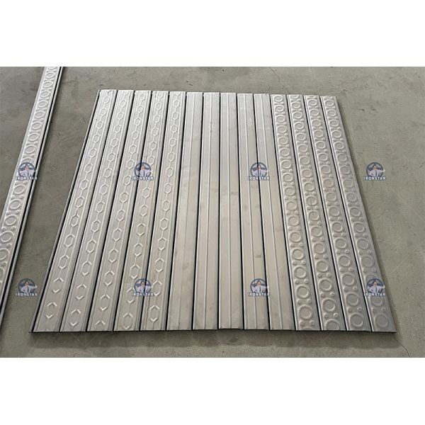 Quality “68mm Rolling Shutter Door Roll Forming Machine Automatic Colombia Market for sale