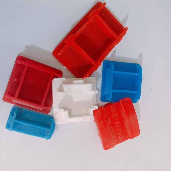 Slotted 41x41mm Strut Channel End Cap ISO9001 Unistrut Capping Black ...