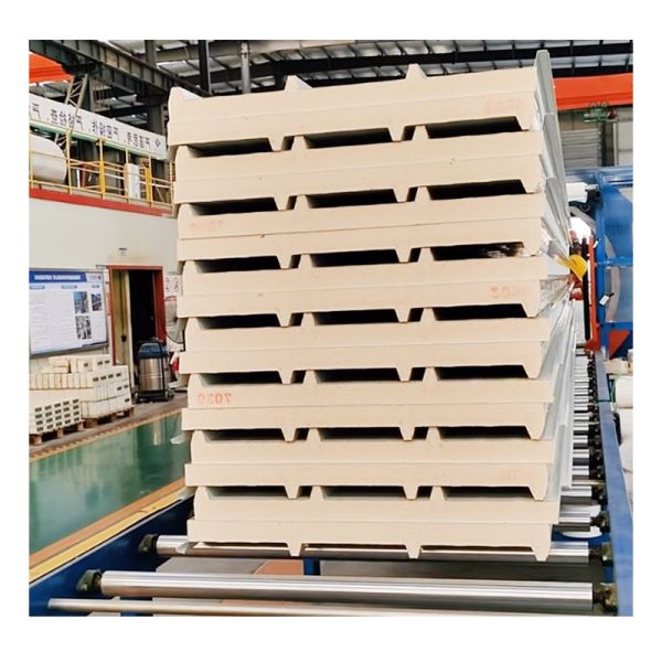 Quality 950mm Width Heat Insulation PU Roof Panel With Screw Connections PU Polyurethane Core for sale