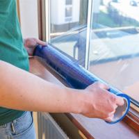 Quality Clear 600Mm LLDPE Window Glass Protection Film Roll UV Resistance for sale