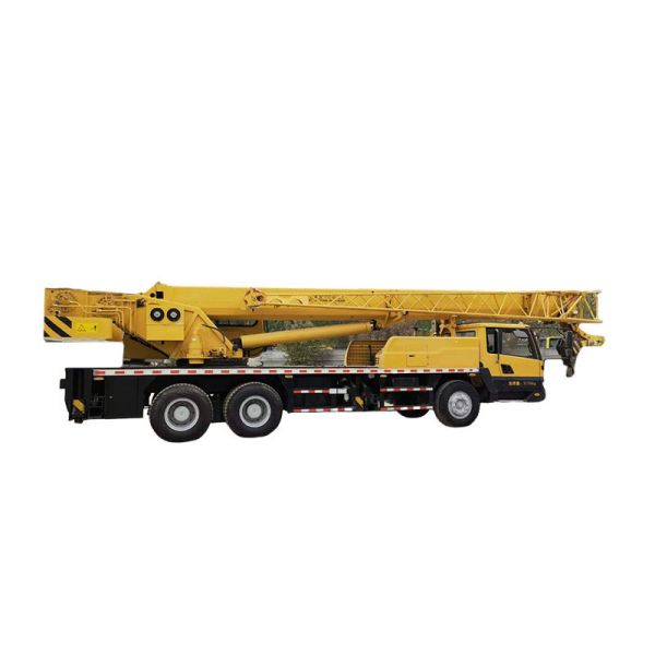 Quality Kawasaki Hydraulic Valve Tractor Mounted Crane QY25K5 Crane Truck in Good Condition for sale
