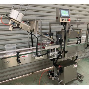 Quality Automatic Dustproof Lid Capping Machine for Beverage Round Bottle 50HZ for sale