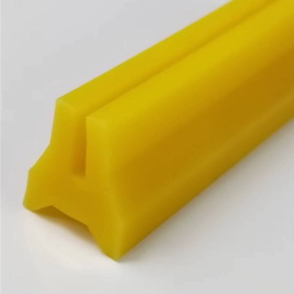 Quality Customized Santoprene Sealing Strip Recyclable With Excellent Elasticity for sale