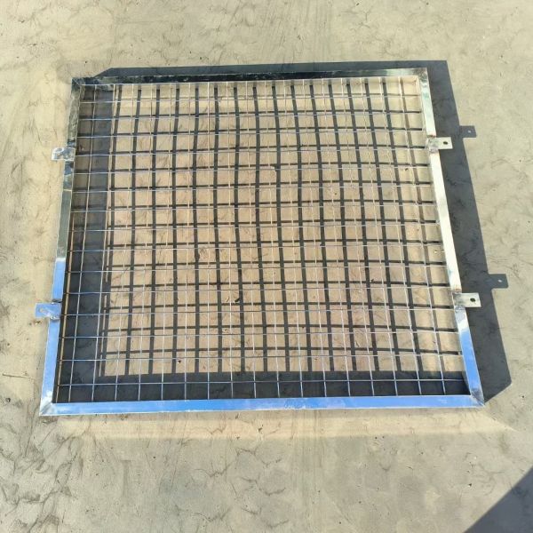 Quality Dia 2.5mm Welded Wire Mesh 120gm2 Diamond Razor Mesh Fence for sale