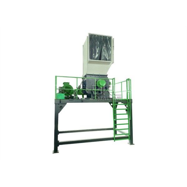 Quality Grinding 55kw Plastic Crusher Machine Bottle 800kg H for sale