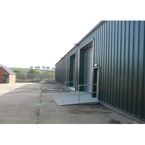 Quality Construction Cycle Shop Prebuilt Steel Structure Building Hot Dip Galvanized for sale