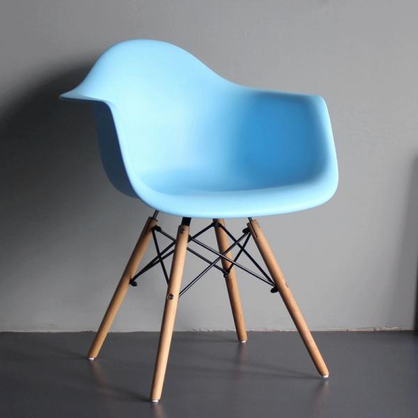 Quality Wipes Clean Easily 0.224CBM 63cm Lightweight Plastic Chair for sale