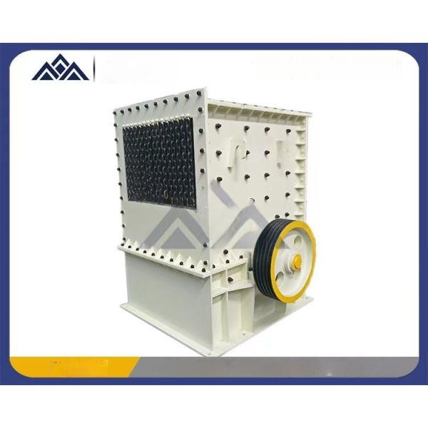 Quality Industrial Crusher with 300-700mm Inlet Size 12-24 Hammer Quantity and High-grade Steel Material for Mining and Recycling for sale