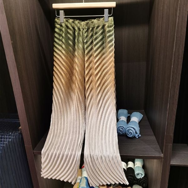 Quality High Waist Straight Leg Pants Versatile Crepe Fish Scale Fold Gradient Color New Style Slim Look for Spring/Summer for sale