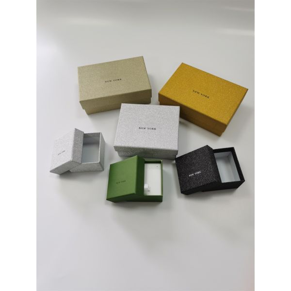 Quality Kraft Die Cut Packaging Box Hot Stamping Packing Gift Boxes Degradable for sale