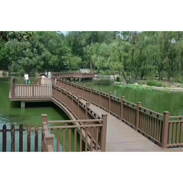 Quality Nontoxic Composite WPC Railing 100% Recyclable UV Resistance Vinyl Railing for sale