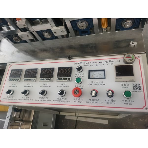 Quality 380V 130pcs/Min Plastic Shoe Cover Making Machine Aluminum Alloy Structure for sale