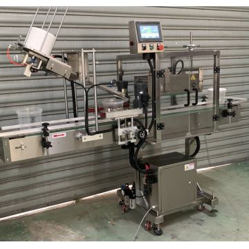 Quality Automatic Dustproof Lid Capping Machine for Beverage Round Bottle 50HZ for sale