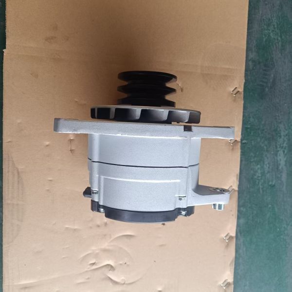 Quality Yuchai JYA00-3701100 Alternator For LIUGONG Wheel Loader CLG855N、CLG856H、CLG862H Excavator CLG920E、CLG922E Yuchai Engine YC6J190、YC6J210、YC6J245 for sale