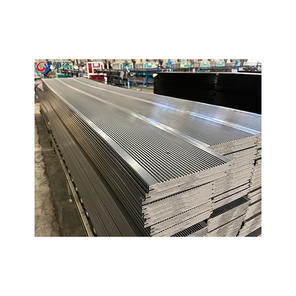 Quality Automatic Feeding Pneumatic Conveying System For Wood Plastic Production Line for sale