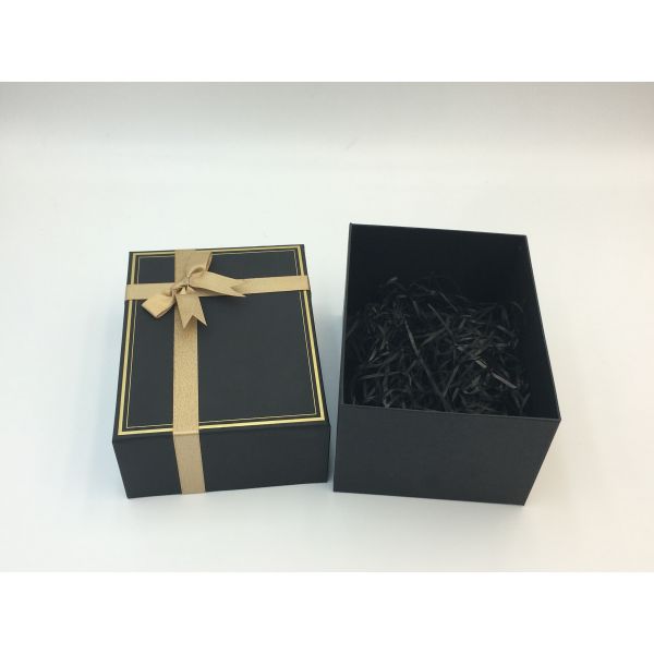 Quality Customized Luxury Gift Box Matt Finish Carboard Paper Packaging Box for sale
