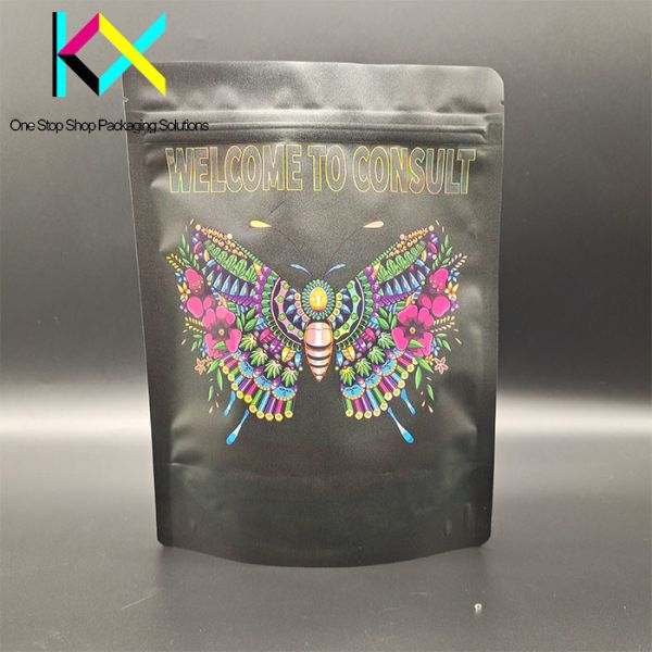 Quality Customizable Plastic Pouch Bags Spot UV Zip Pouch Food Packaging for sale