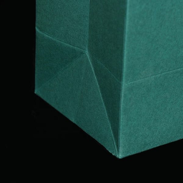 Quality Gift Packaging White Cardboard Paper Bag with Handle Custom Order Accepted for sale