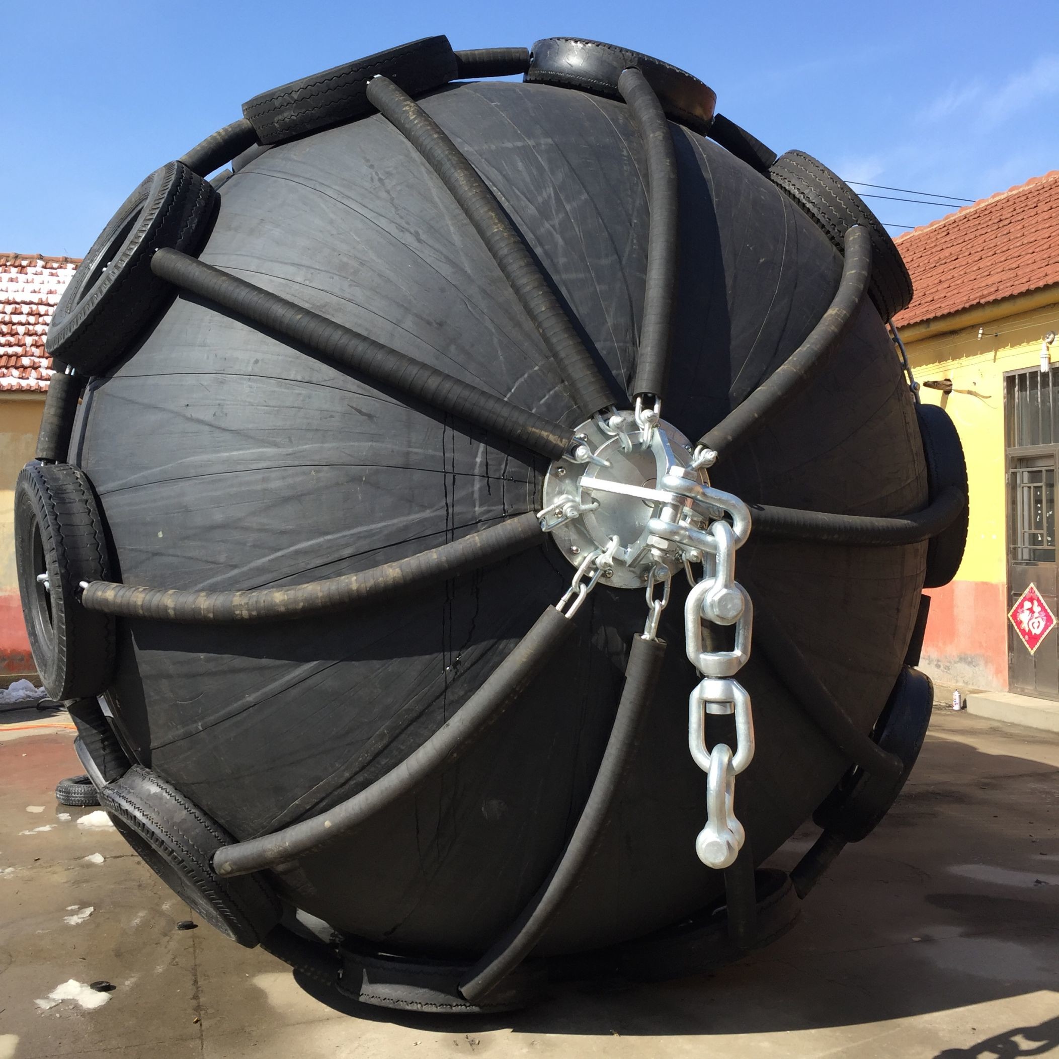 Boat Pneumatic Rubber Fenders With Tyre And Chain from China Factory