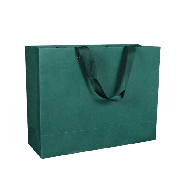 Quality Gift Packaging White Cardboard Paper Bag with Handle Custom Order Accepted for sale
