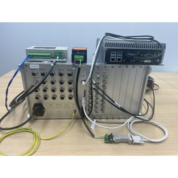 Quality WIM Data Logger with 64 Channels and 7-Inch Touchscreen for sale