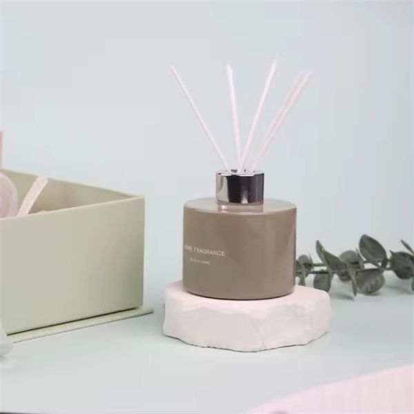 Quality Gift Box Set Reed Diffuser Perfume Set With Packaging Boxes 120ml Aroma for sale