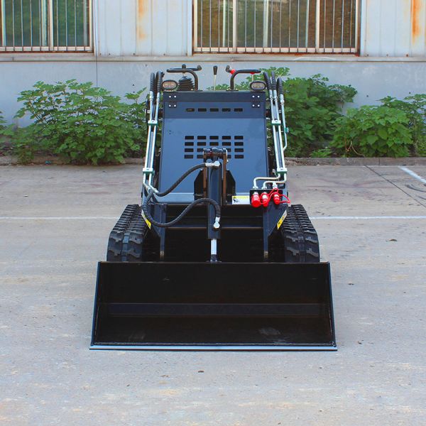 Quality China Skid Steer Stand on Attachments Mini Crawler Skid Steer Loader With Track for sale