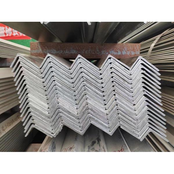 Quality Hot Rolled Carbon Mild Steel Equal Unequal Angles Bar for Durable Building for sale