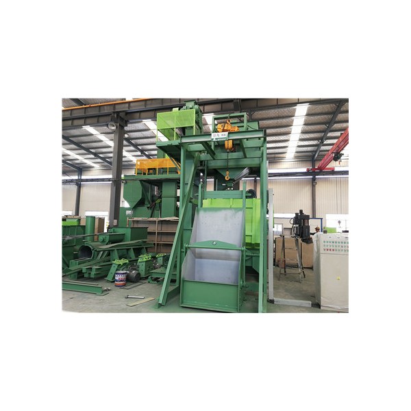 Quality 3T/H 5T/H Crawler Shot Blasting Machine Casting Parts Cleaning for sale