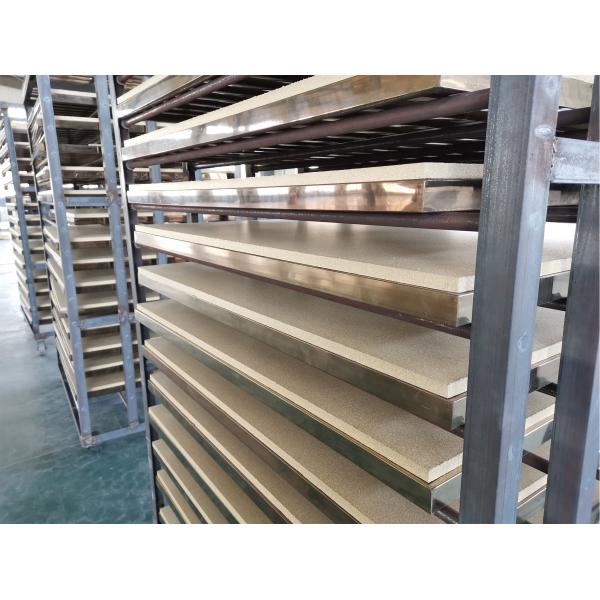 Quality 400-1200kg/M3 Reeded Vermiculite Board , Lightweight Vermiculite Fire Brick for sale