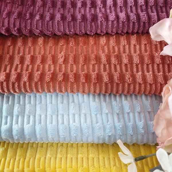 Quality 240GSM Flannel Fleece Jacquard Fabric Polyester Sleepwear Pillow for sale