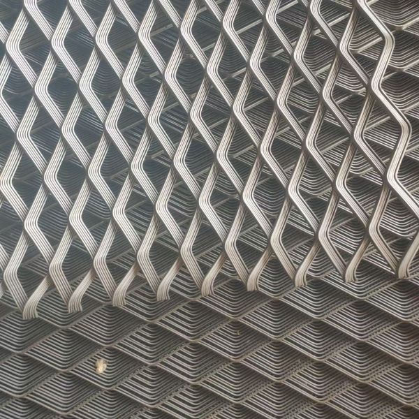 Quality Expended Metal Mesh Punched Steel Mesh 0.5mm 0.8mm for sale