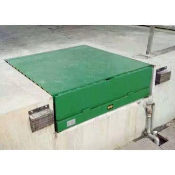 Quality Hydraulic Dock Ramp, Loading Dock Equipment , Hydraulic Dock Leveler Anti Skid for sale