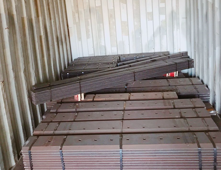 Quality Bolt On Loader Cutting Edge DB16X150X1828 for sale