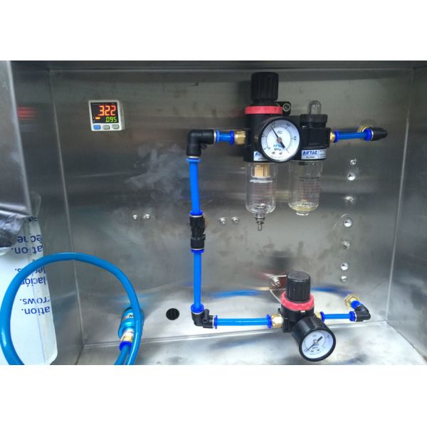 Quality Hot Melt Glue Square Bottle Sticker Labeling Machine Rotary Type 2 Year Guarantee for sale