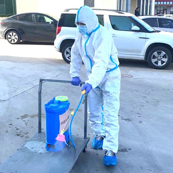 Quality Waterproof Type 4 Disposable Coveralls Taped Disposable Coverall With Thumb Loop for sale