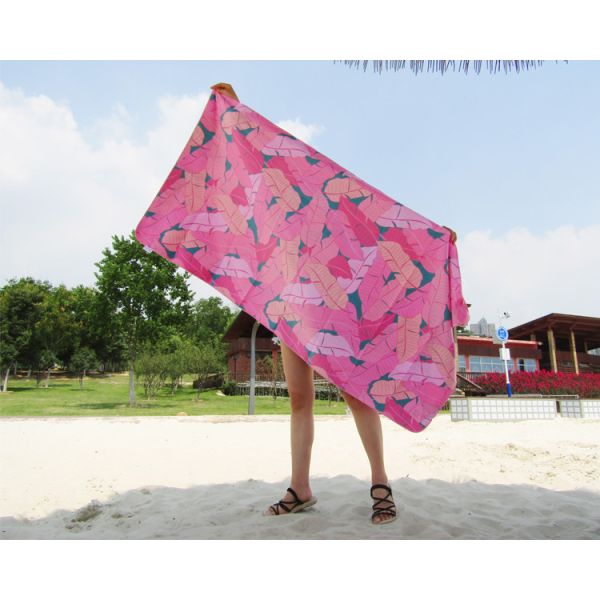 Quality Chamois Microfiber Full Printed Beach Towel Custom Embroidered for sale