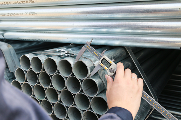 Manufacturer Hot Dip GI Construction Scaffolding Round Welded Pre Galvanized Steel Pipe