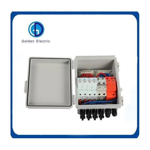 Quality Flame Resistance 4 String Solar Combiner Box PV Array Plastic DC 1000V for sale