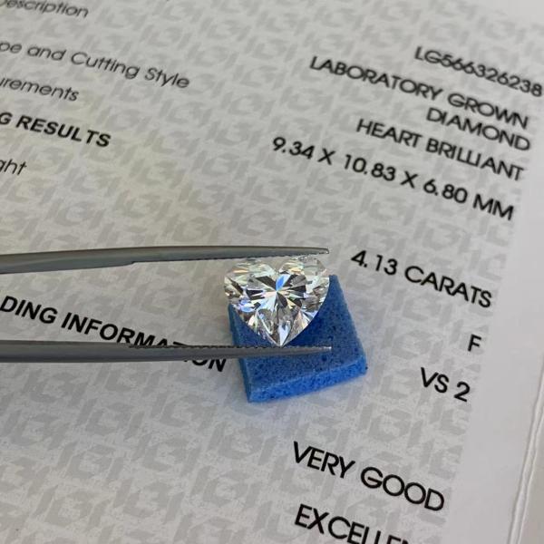 Quality 4.13ct VS2 Clarity F Color Lab Grown Heart Diamond IGI Certificated for sale