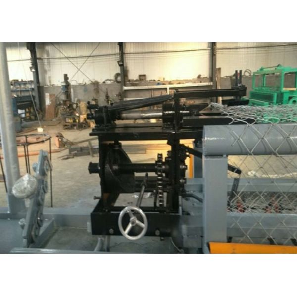 Quality 2 - 4 Mm Wire Mesh Making Machine , High Speed Garden Fence Making Equipment for sale
