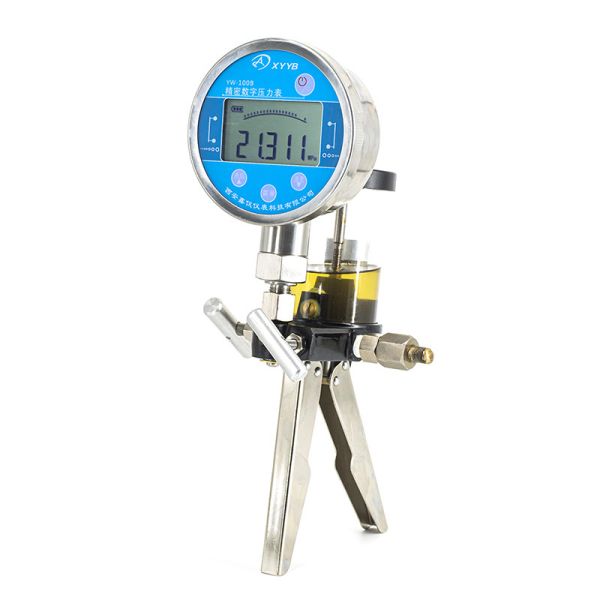 Quality Handheld Hydraulic Pump Calibration 25Mpa Digital Pressure Gauge Calibrator for sale