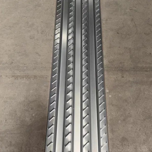 Quality Slip Resistance Solar Rooftop Walkway Interlocking Walkway Solar Roof for sale